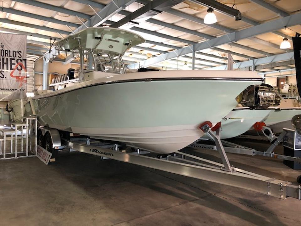 2021 Sea Born LX26 with twin Suzuki 250 hp fourstroke outboards fully ...