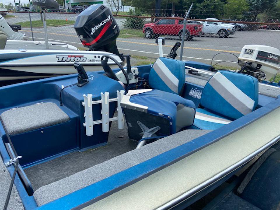 1986 K-Craft 14 foot Bass Boat with Johnson 50 hp 2-stroke and trailer ...